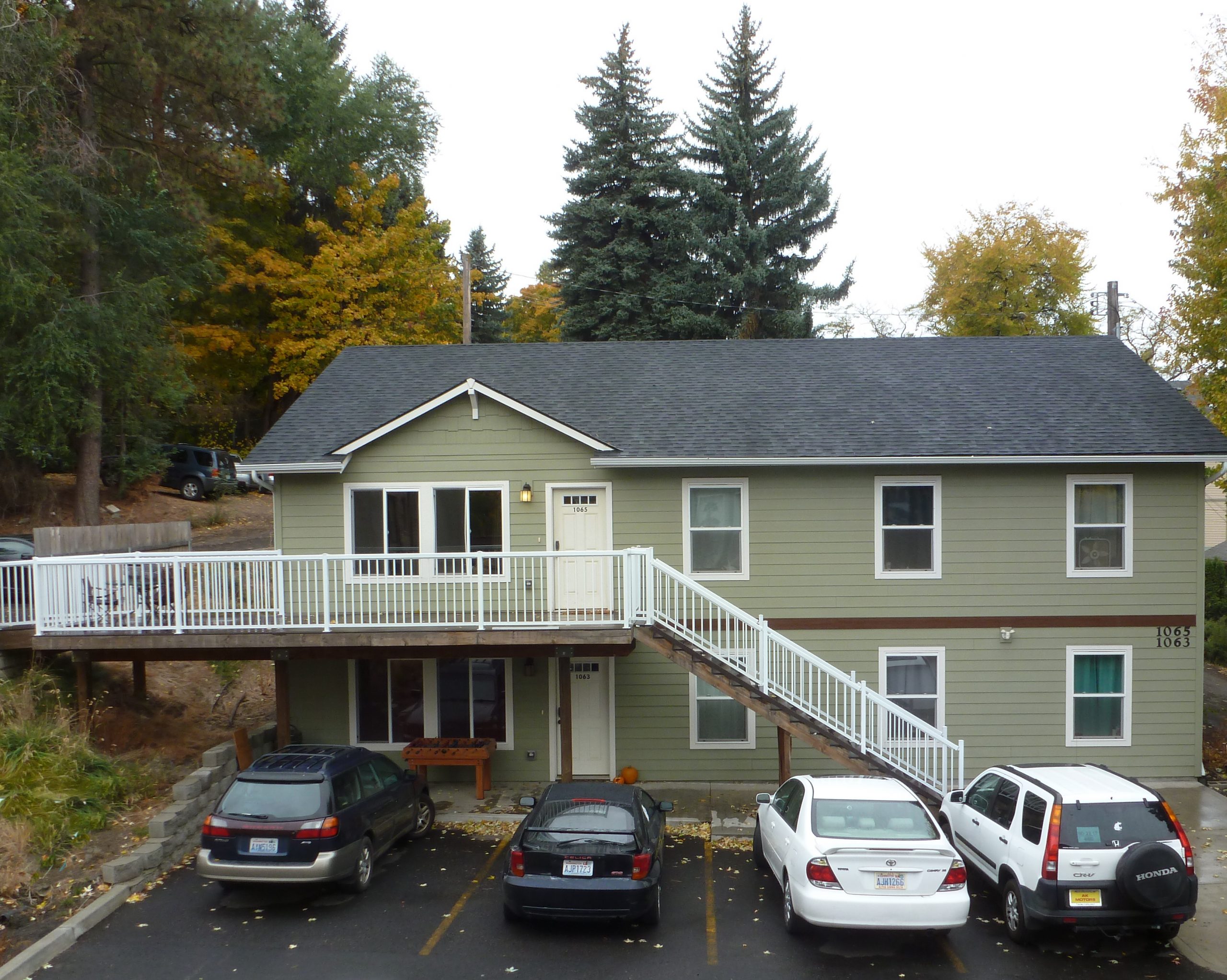 1063/1065 NE B St. - Anita's Rentals